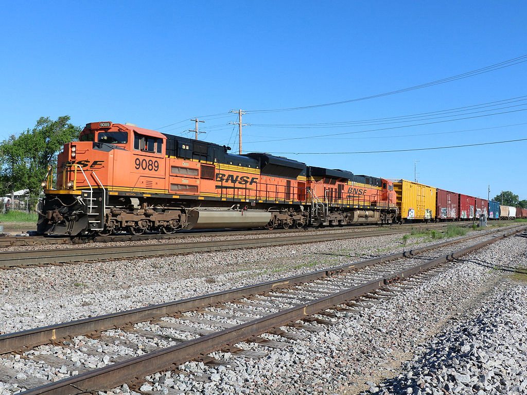 BNSF 9089